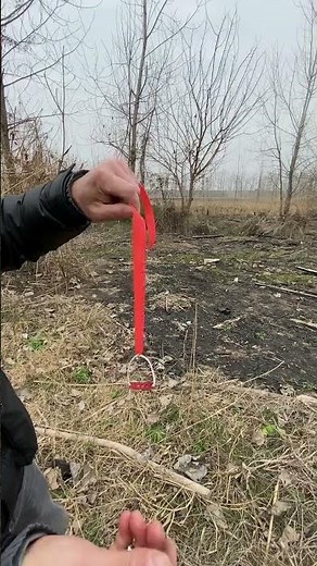 The simple one-string frameless