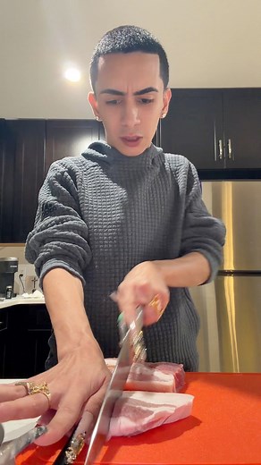 160K views · 2.8K reactions | Cook arroz con Maiz ( rice and ) and Chicharron (fried pork belly) with me  | Ryan Jay | Facebook