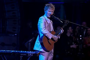 ‘such an unexpected crossover’: Fans react as Ed Sheeran brings out Phoebe Dynevor on stage to shoot his new music video