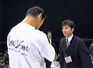 Who wants an honor slap from Antonio Inoki? | A Show About Wrestling