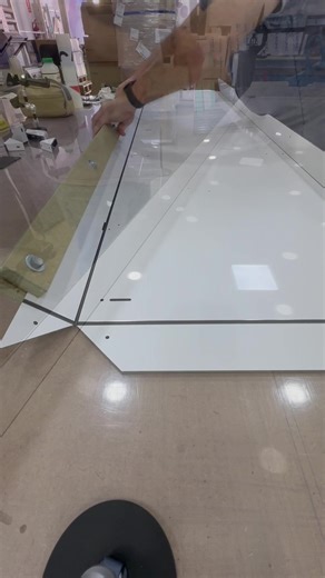 Rotulo Fabricado en Alucobond Blanco | Diseño Luminoso RGBw LED