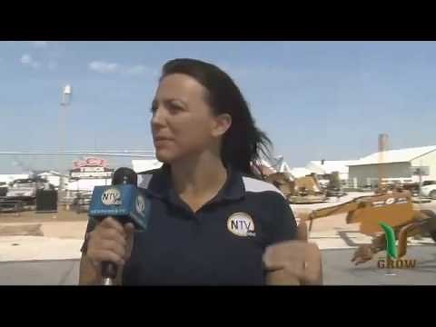 Strobel Cattle Shade - the 40 x 40 Self-Storing Super Shade