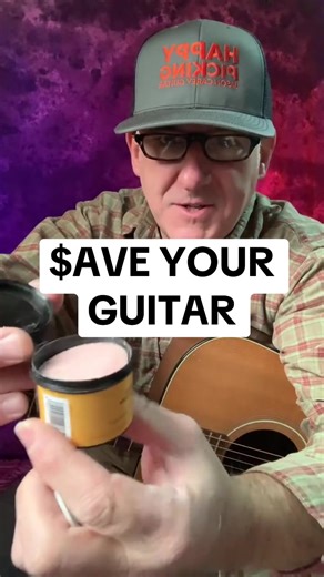 Save your guitar before winter hits. Use your humidifier the right way: distilled water, soak it, empty excess, into the closed case. Cheap tool → huge protection. #guitartok #guitartips #acousticguitar #guitarcare #humidifier