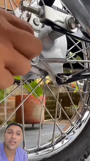 Olha só que adaptação do freio de pé para funcionar na mão | REACT VEZIN