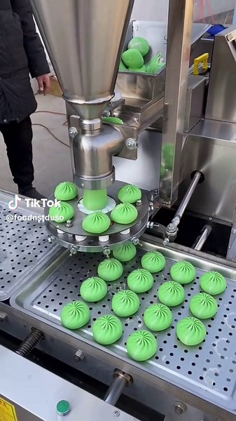 Custom Automatic Steamed Bun Machine for Food Production