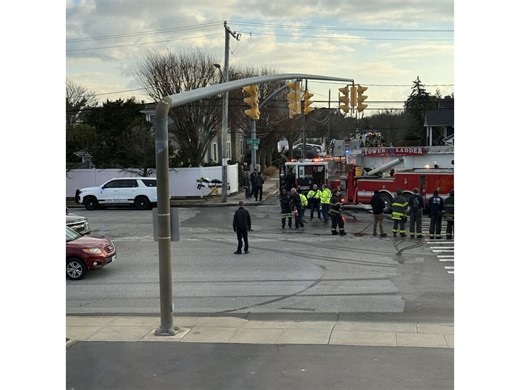 'Not Going To Watch Somebody's House Burn Down:’ Couple Recounts Heroic Response To Neighbors' Burning Home