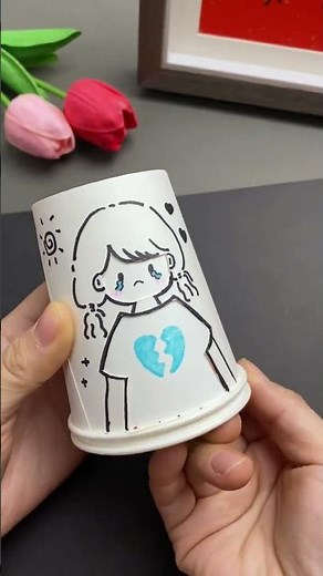 Make a super fun animated puppet with paper cups! This is a great activity for parent-child bonding