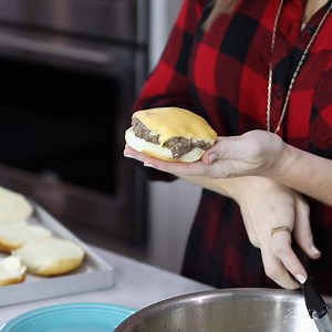 31K views · 42 reactions | Butter Burgers are an indulgent dream. A buttery burger topped with cheese and onions, made on the stove top for a delicious dinner. https://www.thecookierookie.com/wisconsin-butter-burger-recipe/ | The Cookie Rookie | Facebook