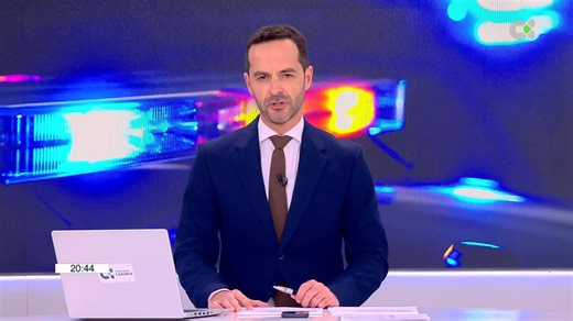 22K views · 252 reactions | Este era el modus operandi de un nuevo caso de estafa. Se dedicaban a pedir dinero a personas mayores mediante el método del "hijo en apuros" y llegaron a estafar hasta 176.000 euros a una mujer en Santa Cruz de Tenerife. #TN2Canarias rtvc.es | RadioTelevisión Canaria - RTVC.es | Facebook