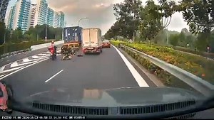 925K views · 5.5K reactions | #RIP to malaysian rider @ BKE, please...