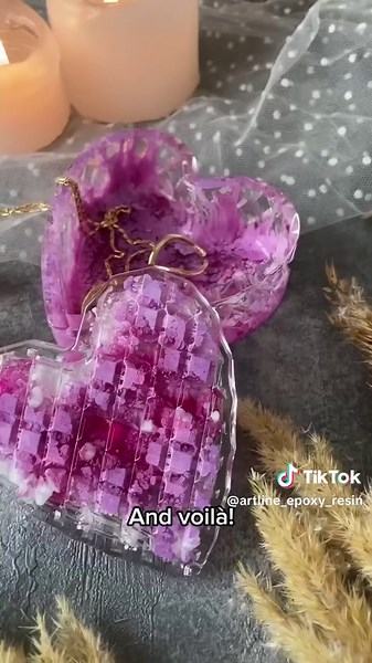 💕Gift your Love with Artline Epoxy Resin Valentine’s Day is near, and what could be more special than creating a heart-shaped jewelry box with your own hands? 💖✨ Watch our epoxy maste creates a beautiful heart-shaped jewelry box—because the best way to express your feelings is through creativity! 🪄💕 🩵Artline Crystal Epoxy Resin is perfect for mold pouring! 🩵Low-viscosity 🩵Resin/Hardener ratio 2:1 🩵Crystal clear results 🩵Perfect for beginners! Get your Artline Crystal Epoxy Resin in the 