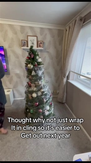 Effortless Ways to Pack Away Your Christmas Tree