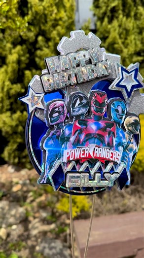 ⚡️Go Go Power Rangers!⚡️ Our NEW cake topper design is ready to be the party centrepiece 🎉 Want extra sparkle? Grab it in our shaker style ✨💥 Custom names, colours & themes available ✅ 📍 Pick up Caroline Springs 7 days a week 📍 Geelong & Werribee – Thursdays only #monnieb #caketopper #caketoppershaker #madeinmelbourne MonnieB | MonnieB
