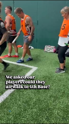 How do you think they did? 🤣 #airwalk #skills #4thbase #rounders #teamsport | MyRounders
