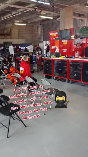 Exploring the Supercheap Garage at Bathurst