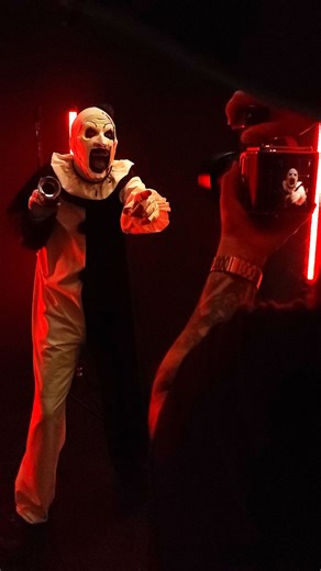 Jeremy Saffer on Instagram: "Terrifier: The Silver Scream Sessions: From behind the scenes to final image. Here's a look at my photo shoots with the cast of Terrifier 1, 2, and 3 at Silver Scream 4. Thank you to @spencerink and @silverscreamcon for having me and of course to @instacatherinec @leahvoysey @davidhowardthornton @damien_leone @sscaffidi @mrdanielroebuck and @rhearipley_wwe for spending time in front of my cameras and lights. I am beyond pumped at how these turned out and can not wait