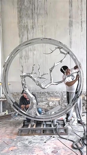 307K views · 5.3K reactions | Stunning mirror polished rotating stainless steel sculpture - a graceful tree within a shining circle of art #MetalArt #stainlesssteel #publicart #sculpture #sculptureart #decor #rotating #modernart #gardendecor | Wangstone Metal Sculpture | Facebook