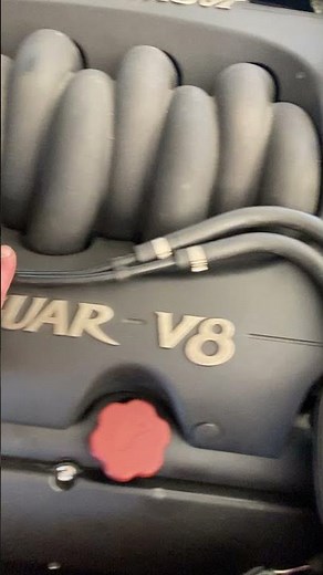 Jaguar XK8 Coolant header tank connections and differences S42 / XKR (X100) #shorts