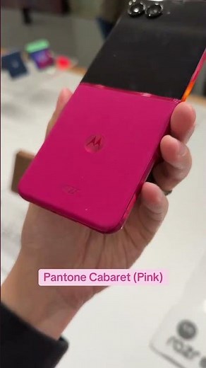 Hands-on with Motorola Razr Ultra (and color overview)