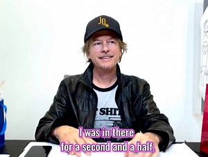 Star Wars spinoffs have america jizzing 💦 🇺🇸 I discuss that and getting lazy bags™️ for xmas. Also Bane school of acting and I name drop Kurt Cobain. And murch makes a surprise appearance! I'm too buff for my buff out t-shirt! | David Spade