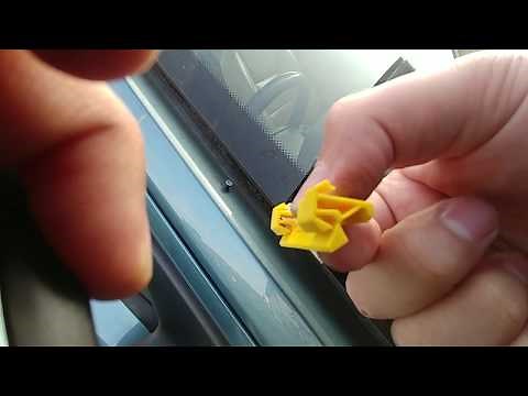 Volvo Windscreen/Windshield Trim clips A pillar - V70/S60/S80 P2 - HOW TO REPLACE