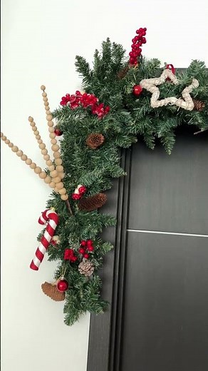 The ULTIMATE Garland Hack 🛠️ Hang Decor with Command Hooks!