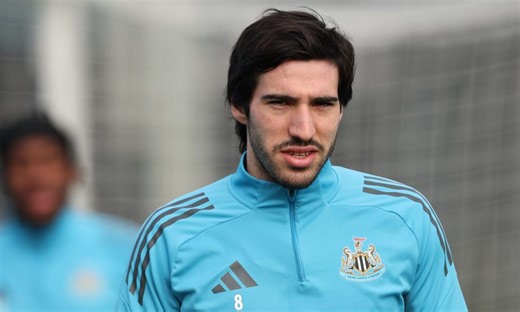 Arsenal sporting director Andrea Berta held talks with Sandro Tonali’s agent but deal wasn’t feasible | SportsView