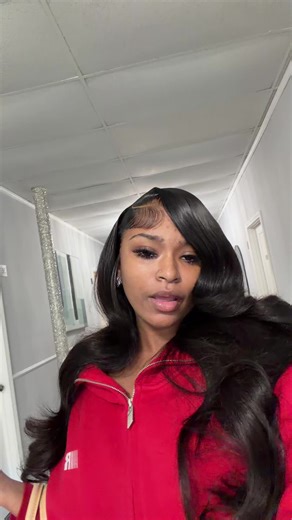 Sydnei Wydnei (@syddesciencekid)’s video of Side Part Hair