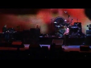 Led Zeppelin - Misty Mountain Hop Live at the O2 Arena Reunion Concert (HQ)
