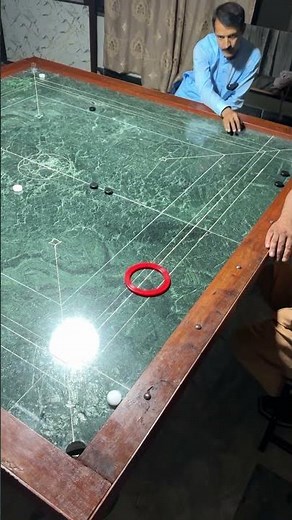 Legend Player Flips the Game! Queen Pocketed in First Shot | Smooth Cut & Kiss Shots | Carrom UK