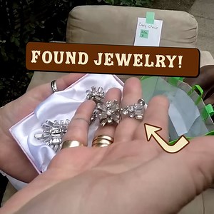 472K views · 2.6K reactions | We Found Vintage Swarovski Jewelry! | Bargain Barons | Facebook