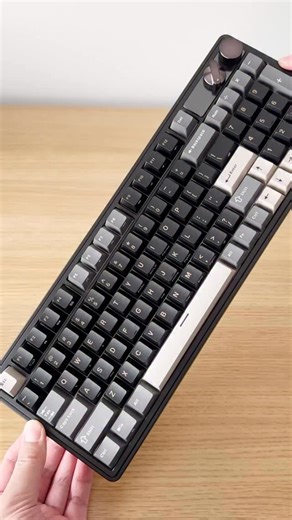 Tech Bytes on Instagram: "Apparently this keyboard is CREAMY?! 🍨😮‍💨 @royal_kludge #mechanicalkeyboard #keyboard #creamykeyboards #keeb"