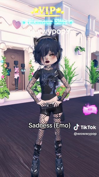 which is your favorite and which do you wanna see next?👀💖 #dti #dtitok #dresstoimpress #robloxfyp #fyp