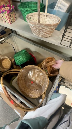 Let’s go, Thrifting ￼