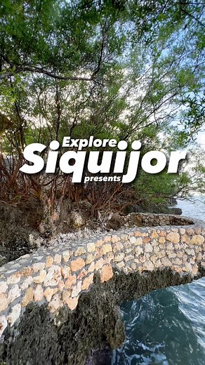 #Siquijor | Hidden spot no more. This area, although under construction, of Azula Aquatico Cabanah Resort offers a great location to catch majestic sunsets while you’re in the island. 🏝️☀️🌊🏝️ #SiquijorIsland #Sunset #SunsetViews #Cliffside #Island #Beach #JPerpetualKidExplores #ViralReels #Reels #TrendingReels #FacebookReels #FBReels #FBReelsVideo | JPerpetualKid
