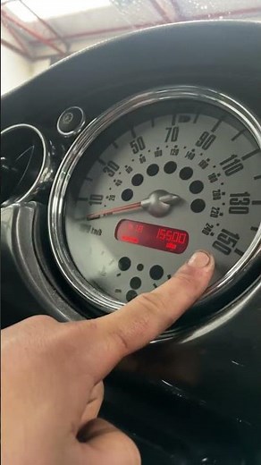 Mini cooper R50 service reset .