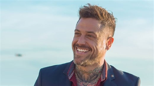 "¡Qué gran año!": Pascual Fernández se suma a popular tendencia y revive su paso por ¿Volverías con tu ex?