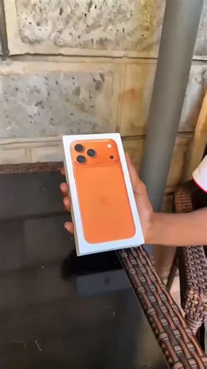  PHONE-WORLD-KENYA  on Instagram: "Unboxing Brand New Iphone 17 Promax 256GB Physical Sim Cosmic Orange 💰219,000 ✨1 Year Apple Warranty ✨Free Apple ID set up ✨Free Data Transfer ✨Trade-ins Accepted 📍Moi Avenue Bihi Towers 4th Floor Shop 3 ☎️0707300000 ☎️0725271965 #iphone17promax #phoneworldkenya #unboxingvideo"