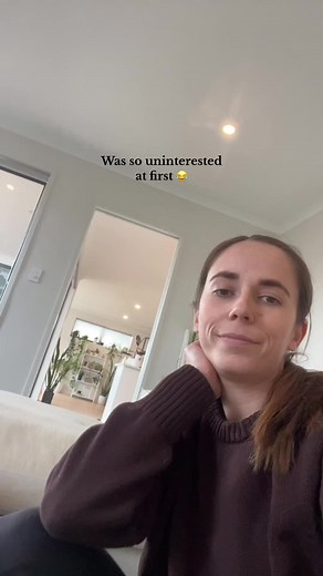 Dog's Reaction to Different Sounds: Hilarious Cavoodle Puppy Video