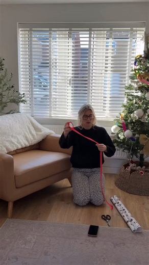 Who are you sending a special keepsake to this Christmas? 💌⭐️🎄 | TouchNote