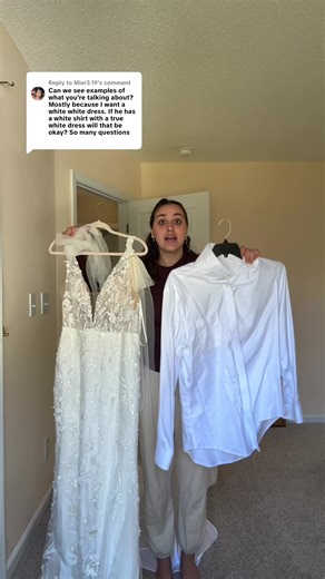 Choosing Ivory vs. White for Your Wedding