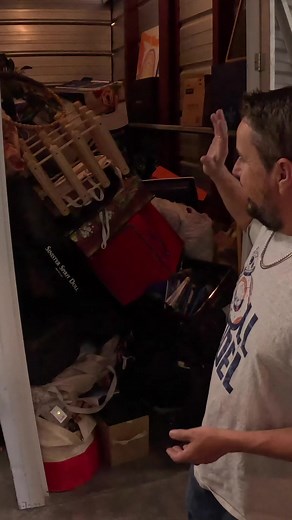 46K views · 994 reactions | I keep digging in the twin lockers I bought at the storage auction. See the full video on our YouTube channel. Search “Locker Nuts” or click link in bio. #storagewars #lockernuts #burberry | Locker Nuts | Facebook