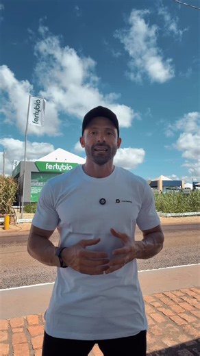 Uanderson | Marketing | Vendas | Deixe a dinâmica de grupo para o RH. Para alinhar Marketing e Vendas, você precisa de um inimigo comum (a meta) e um mapa do tesouro (o... | Instagram