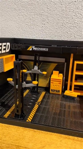 1:24 scale DIY model car garage diorama display case with LED lights order Dm #diecast #dioramadiecast #workshop #car #diyproject | Arham&ayeshstore