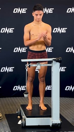 Drama on the scales ⚖️ With Diego Paez missing weight and hydration, he will now need to submit a hydrated sample before he can negotiate a catchweight contest against Johan Ghazali. Stay tuned to our socials for the latest! #ONEFightNight32 | ONE Championship