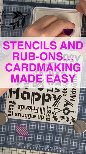 🤍🎄❤️ Who doesn’t love a quick and easy Christmas make and rub ons make this so possible - I love to use a stencil as I have here or a stamp then add a rub on for the main image - It’s so quick and effective to do and has even worked well on top of black card ❤️🎄🤍 ✨ Make sure that you dry your white ink fully before adding your rub on images ✨ Make sure to only cut away the rub ons that you will use as they easier detach from their backing sheet and can then ‘stick’ anywhere ✨ After rubbing y