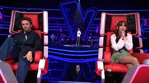 Boy sings Mulan's Disney 'Reflection' perfectly!! 😱 #TheVoice #BlindAuditions | The Voice Global
