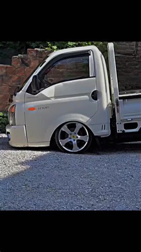 Dance Moves on the Floor: Fresh Styles to Try