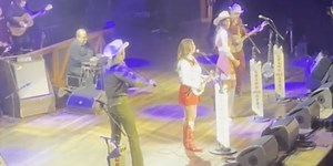 Grand Ole Opry apologizes for Elle King’s profane performance during Dolly Parton’s birthday show