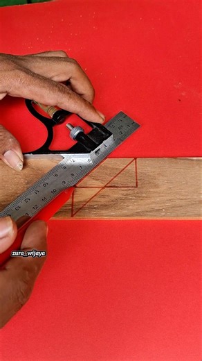 new trick to make half angle wood cuts and joints. #woodworking #carpenter #tricks #creative